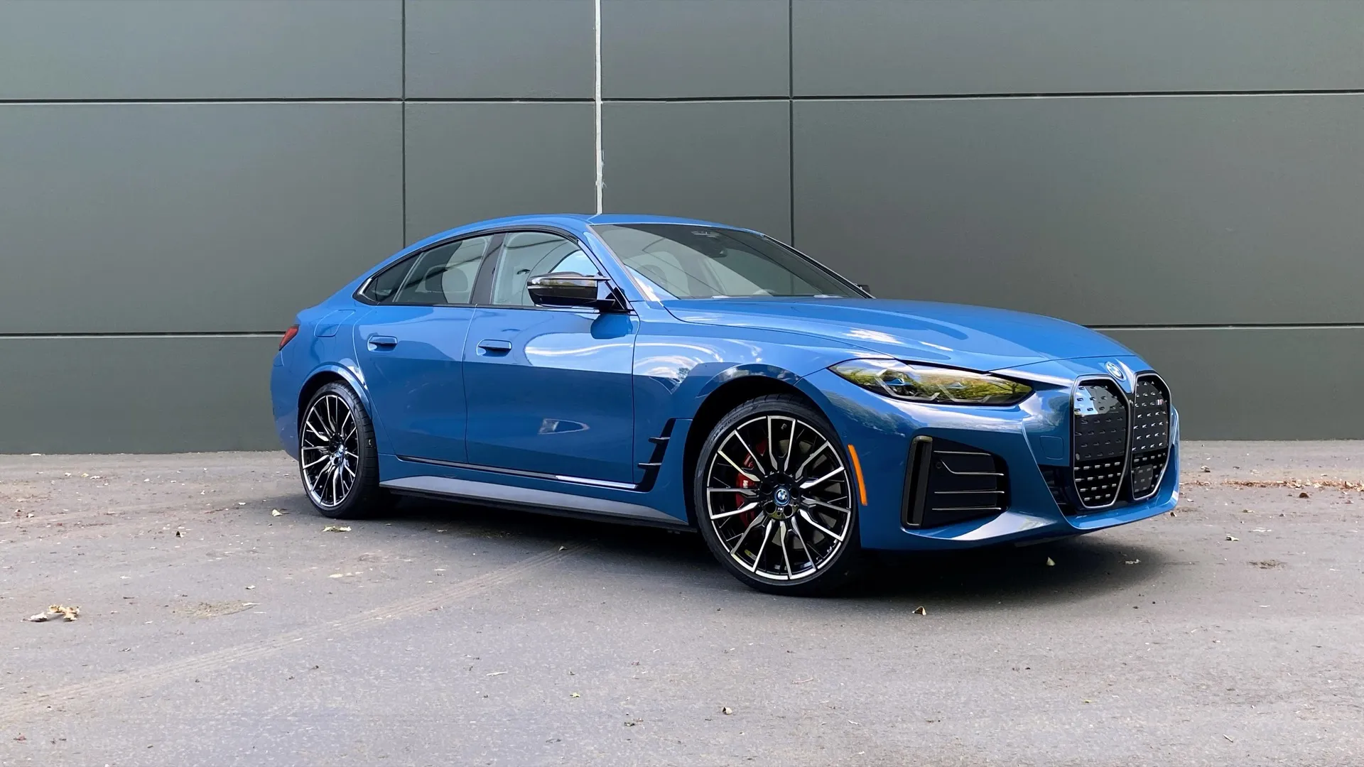 2024 BMW i4 M50 dials up the numbers, not the fun - EV Car Site